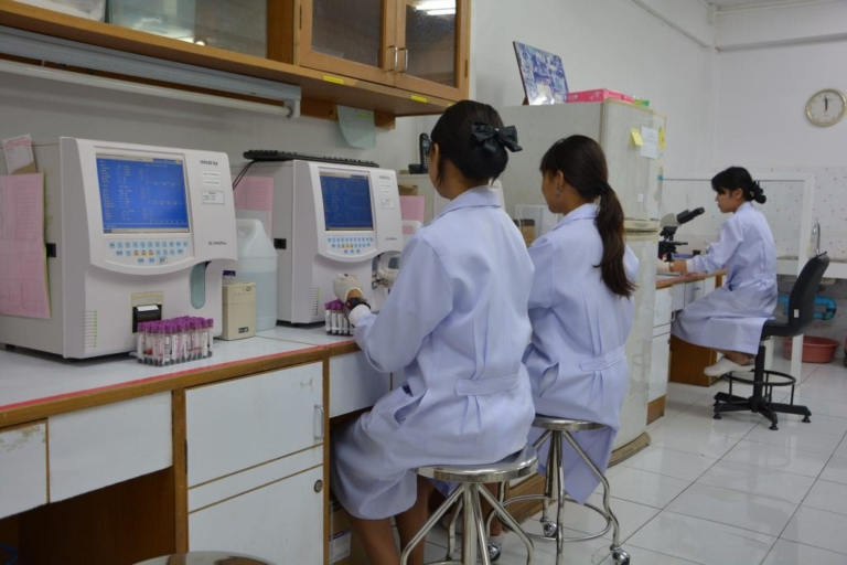 บริการตรวจสุขภาพประจำปี | Medical Line Lab